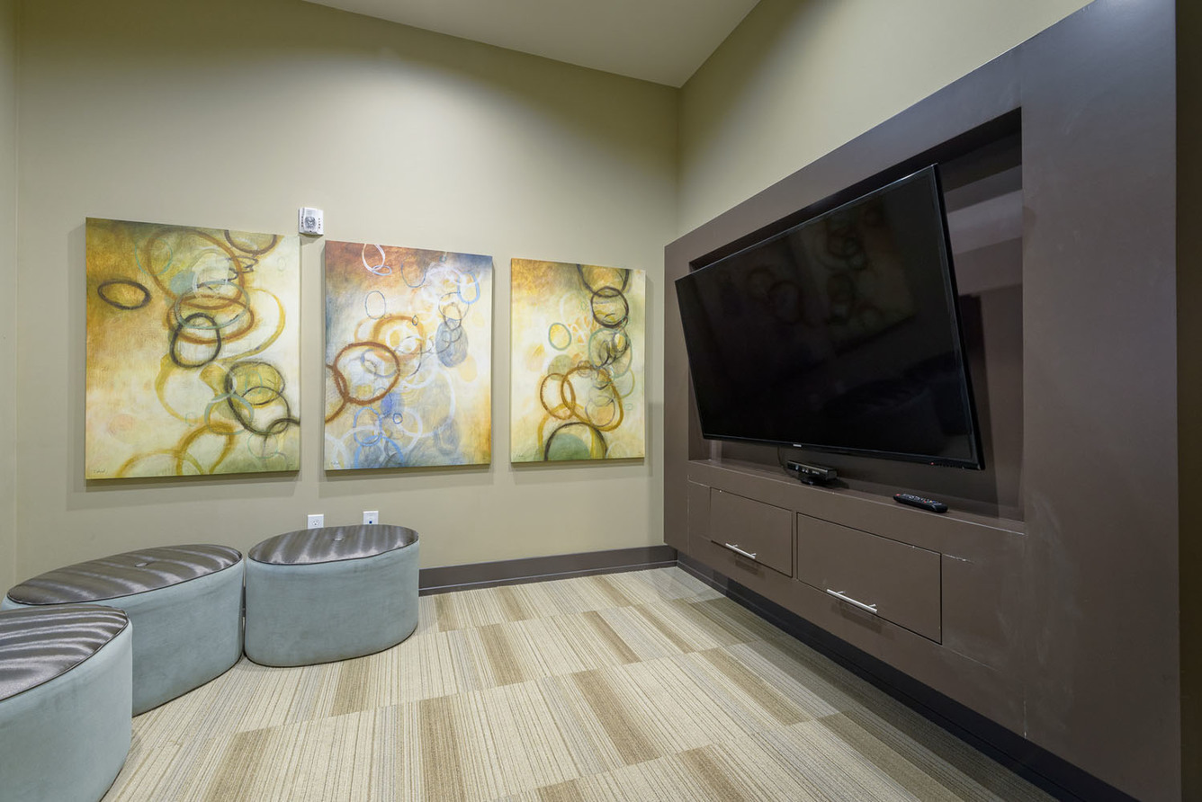 Atley on the Greenway Apartments | Apartments in Ashburn VA