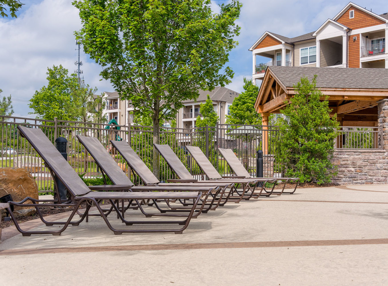 Atley on the Greenway Apartments | Apartments in Ashburn VA